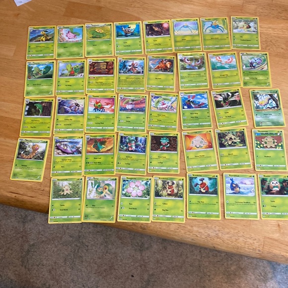 Pokemon | Toys | Huge Lot Of 1 Grass Bug Type Pokmon Cards Bulbasaur ...